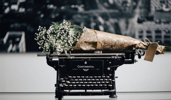 Arkadaşa Hediye Notu Nasıl Yazılır? Hediye Notu Sözleri - Hediye Notu ...